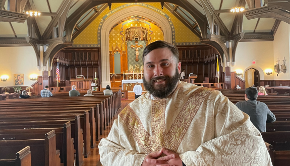 NMH Alumnus Priest Returns to Offer Mass in TAC Chapel | Thomas Aquinas ...