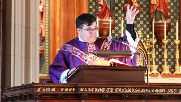 Homily: Alumnus Priest Offers Mass in East Coast Chapel | Thomas ...