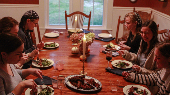 Section Mates Delight in Dinner at the McCarthys | Thomas Aquinas College