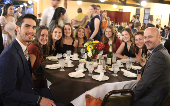 College Community Gathers to Give Thanks | Thomas Aquinas College