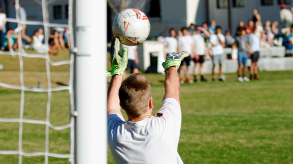 Uppers Best Unders in Annual Soccer Match | Thomas Aquinas College