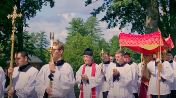 Campus Honors Exaltation of the Holy Cross | Thomas Aquinas College