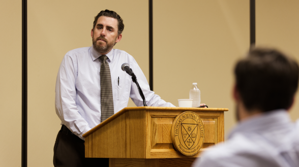 Tutor Talk: Dr. Travis Cooper Recalls A Midsummer Night’s Dream ...