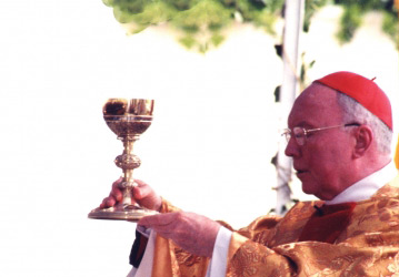 Cardinal Stafford: “This Catholic College is Supremely a Eucharistic ...